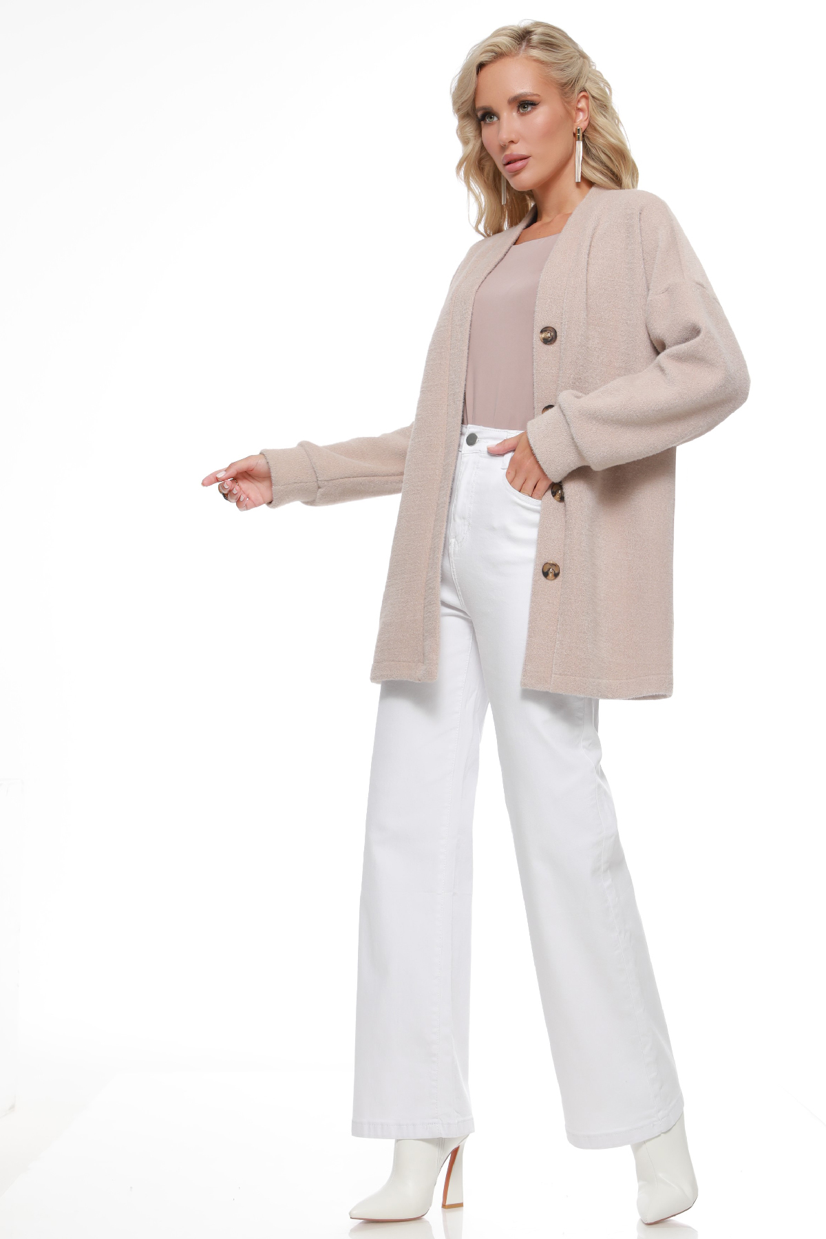 Купить Кардиган бежевый теплый на пуговицах по цене: 1 845 ₽ арт. Кр-0151-0291-03 - DStrend