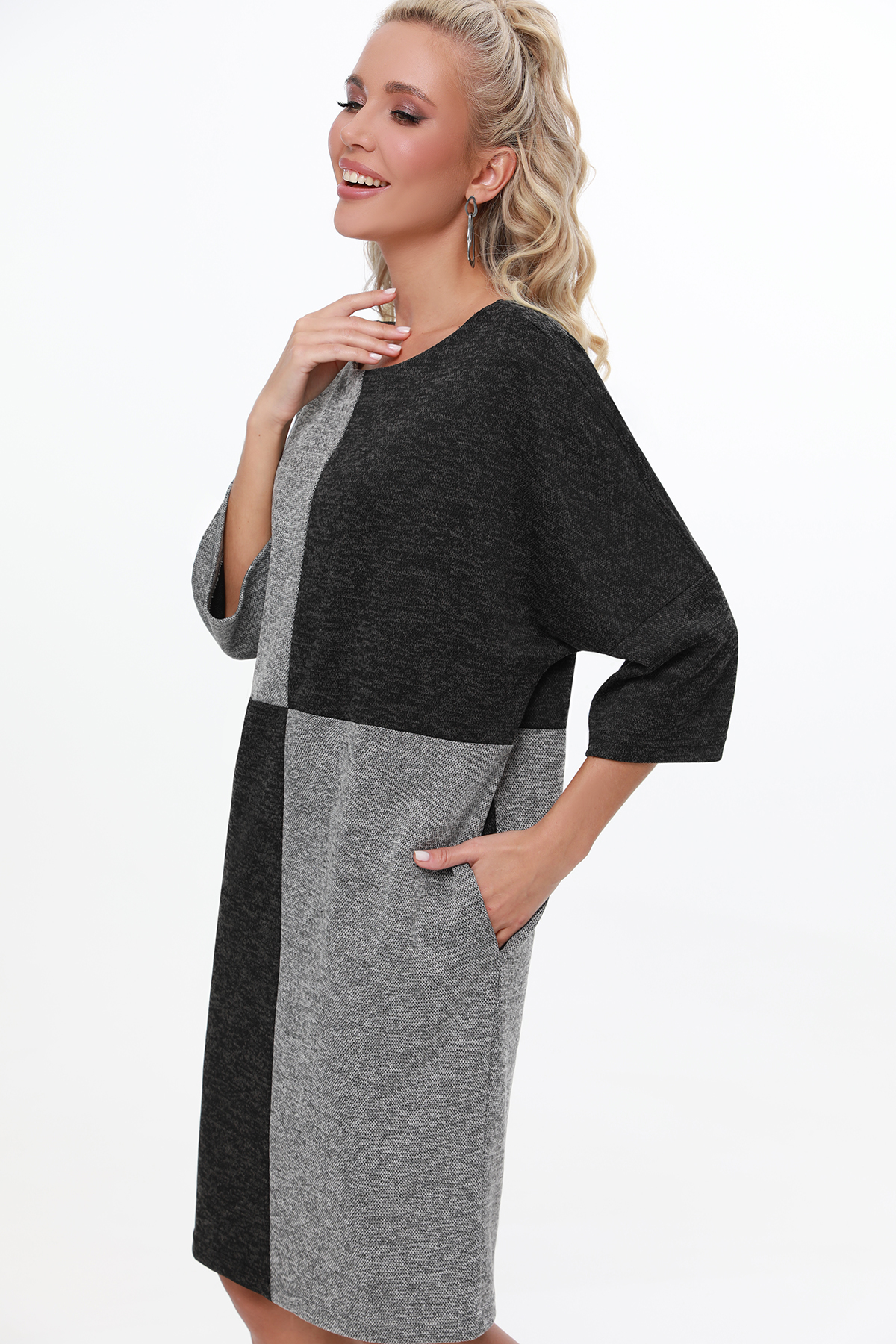 Купить Платье-баллон серое трикотажное по цене: 1 600 ₽ арт. П-4138-0022-08 - DStrend