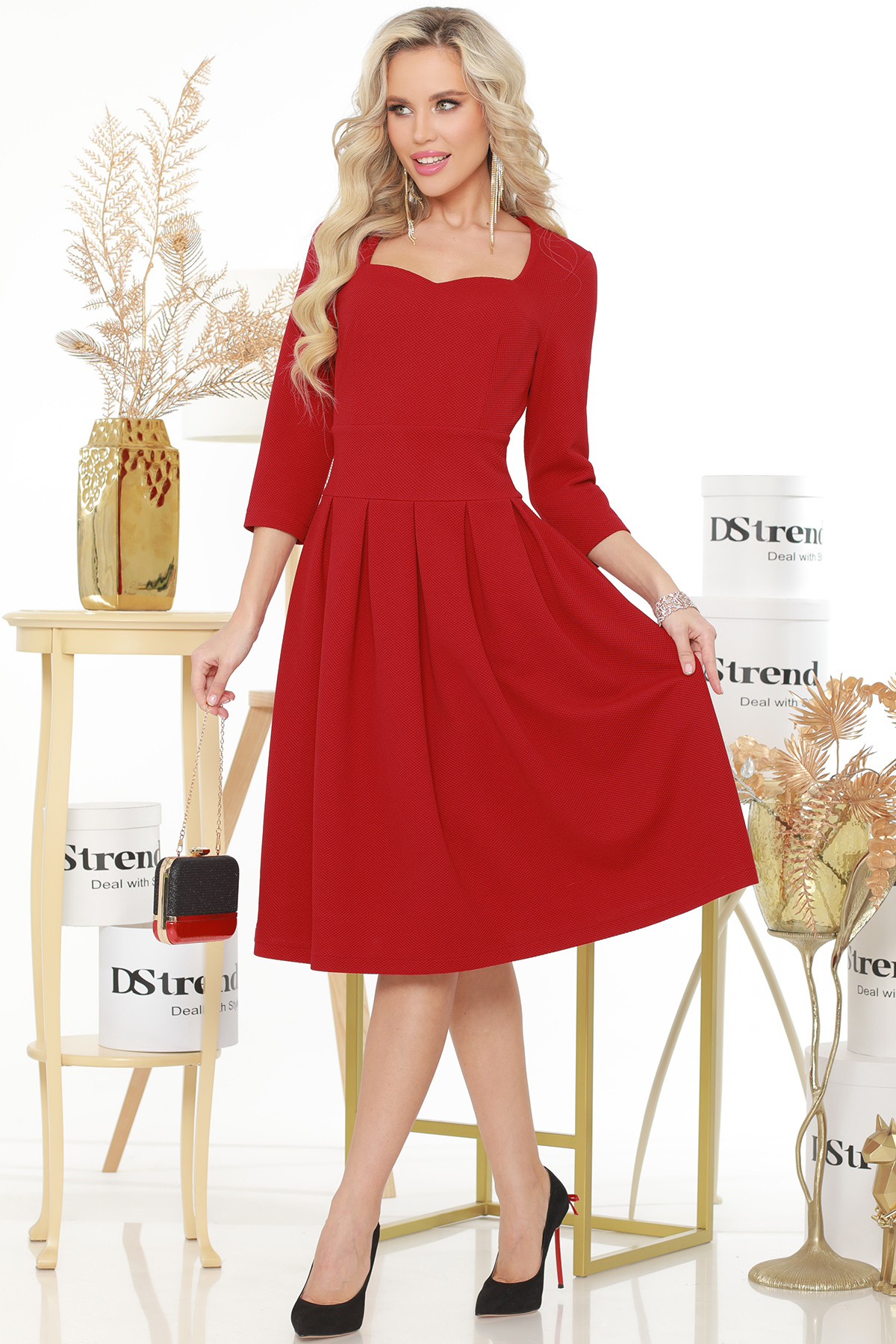 Купить Платье Чудесное преображение, рэд по цене: 1 305 ₽ арт. П-3605 - DStrend